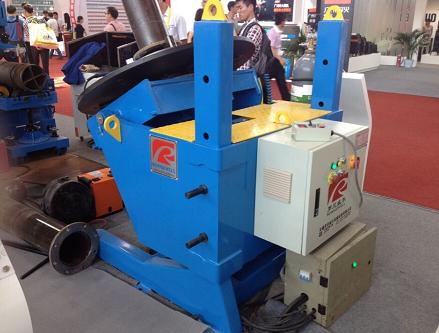 Tilting Pipe Rotary Welding Positioners Adjustable With Slewing Bearing