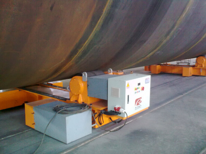 Steel Pipe Conventional Welding Rotator , Fit Up Rotator Movable